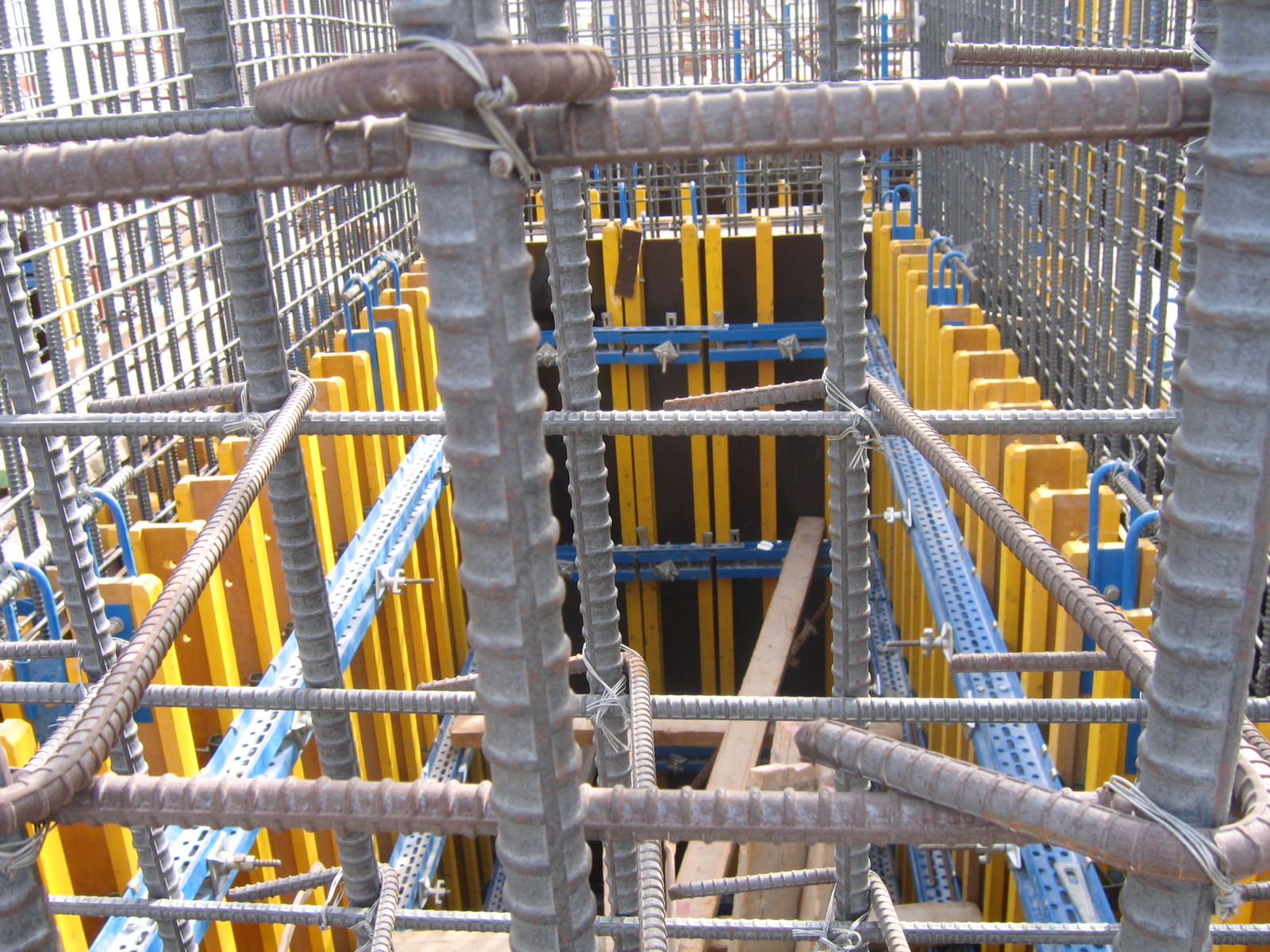 Timber Wall Formwork Brace with Concrete Plywood Column from China ...